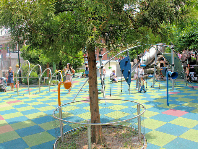 Playgrounds in New York - NewYorkCity.ca
