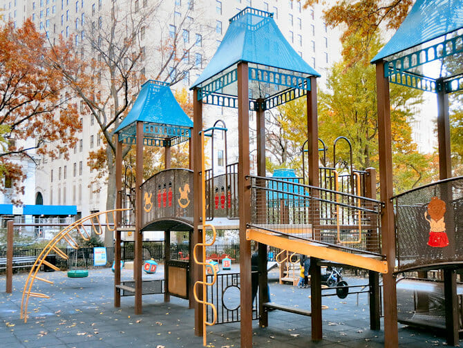 Playgrounds in New York - NewYorkCity.ca